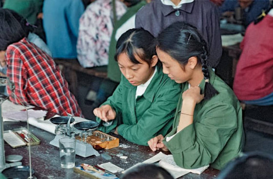 50+ Spectacular Photos Show Everyday Life Of China In the 1970s