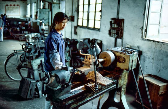 50+ Spectacular Photos Show Everyday Life Of China In the 1970s