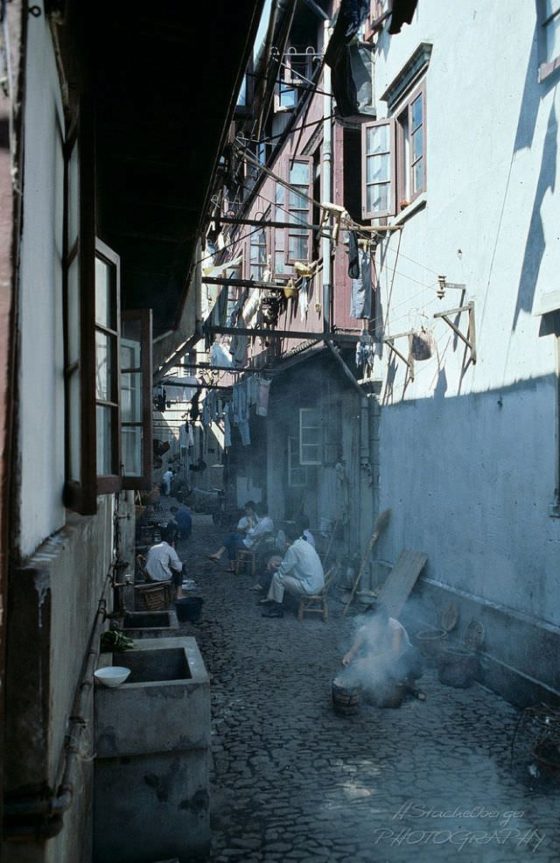 50+ Spectacular Photos Show Everyday Life Of China In the 1970s