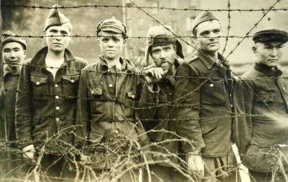 50+ Haunting Photos of World War II That Will Break Your Heart, Taken ...