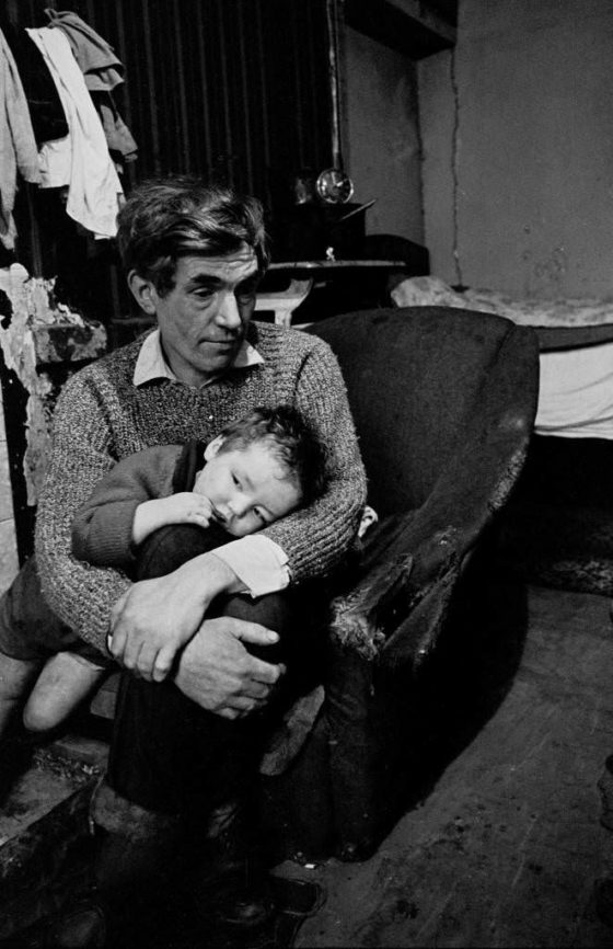 Glasgow Slums: 50+ Harrowing Pictures Documenting Everyday Life Of Poor ...