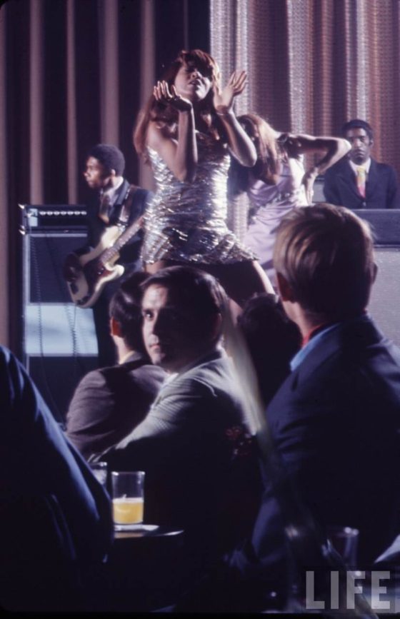 Tina In Full Swing: Stunning Photos Showing Tina Turner Performing On ...