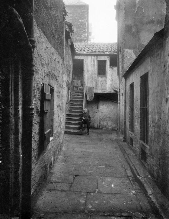 Old Edinburgh: Historical Photos Show Edinburgh From between 1850s and ...