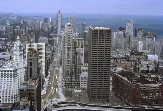 Stunning Historical Photos Of Chicago In The 1960s