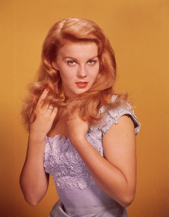 Ann-Margret in a lavender, 1968. – Bygonely