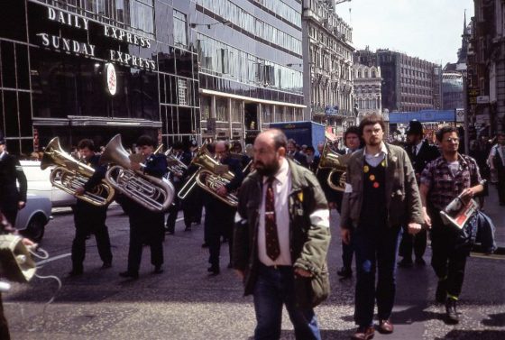 Vintage Photos Show The Street Life Of London From The 1980s