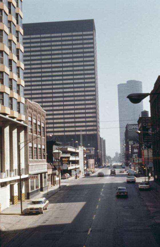1970s Chicago: Fascinating Photos Show Streets, Landmarks and Everyday Life