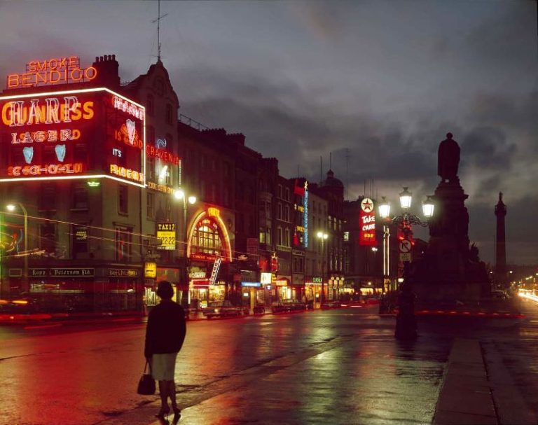 Fascinating Vintage Photos Of Dublin From the 1960s