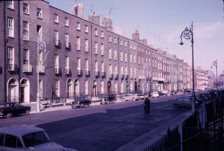 Fascinating Vintage Photos Of Dublin From the 1960s