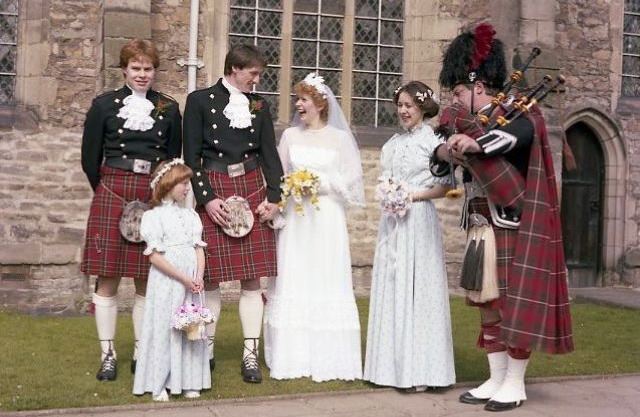 Fabulous Photos Show What a Traditional Scottish Wedding Looked Like ...