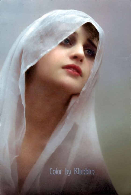 Stunning Colorized Photos of Russian Beauties from the Early 20th ...