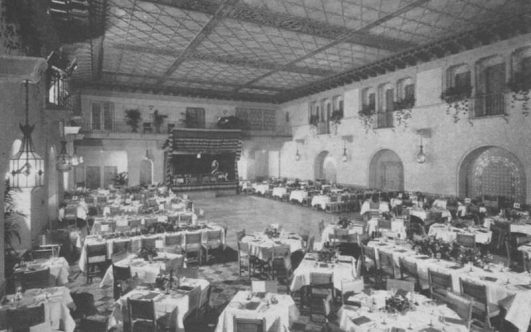 Rare Historical Photos of the First Academy Awards Ceremony in 1929