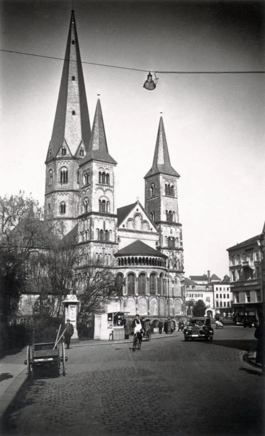 Fascinating Historical Photos of Bonn, Germany From the Early 20th Century