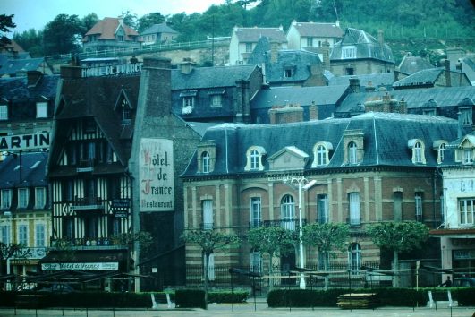 France in 1954: Fascinating Vintage Photos that will Take you Back to ...