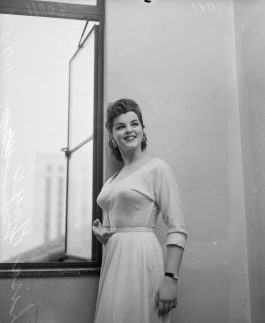 Lisa Gaye: Life Story and Glamorous Photos from her Early Life and Career