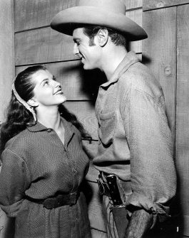 Lisa Gaye: Life Story and Glamorous Photos from her Early Life and Career