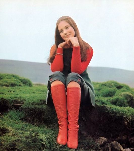 Lynne Frederick: Life Story and Glamorous Photos of the Most Beautiful ...