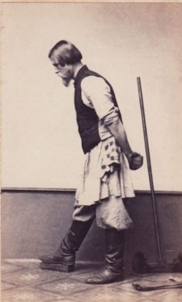 Historical Studio Portraits of Russian Working-Class People From the ...