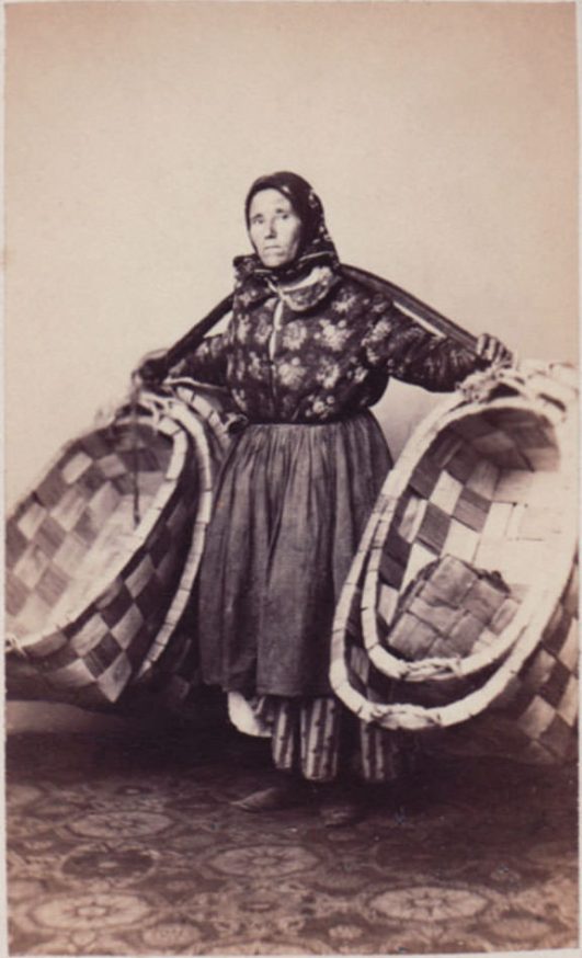 Historical Studio Portraits of Russian Working-Class People From the ...