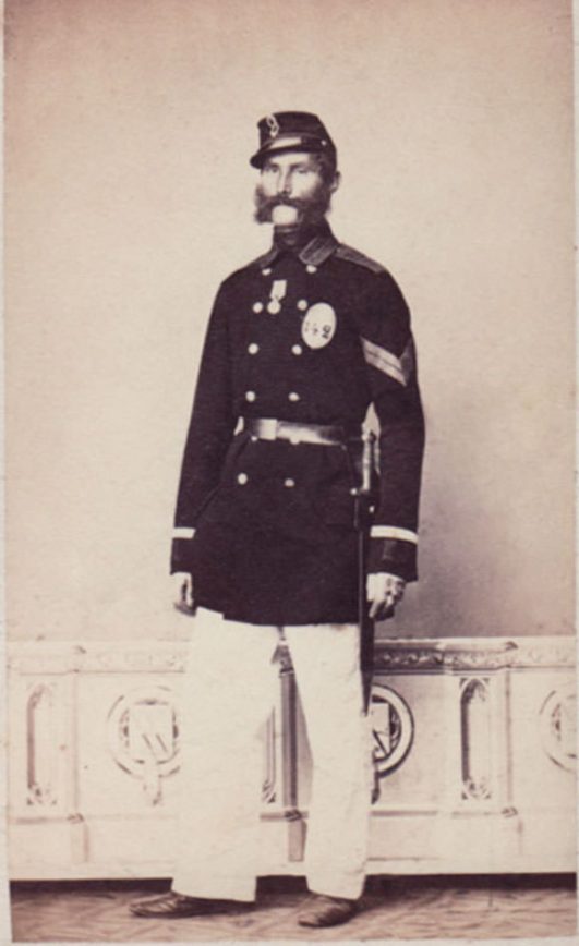 Historical Studio Portraits of Russian Working-Class People From the ...