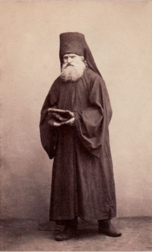 Historical Studio Portraits of Russian Working-Class People From the ...