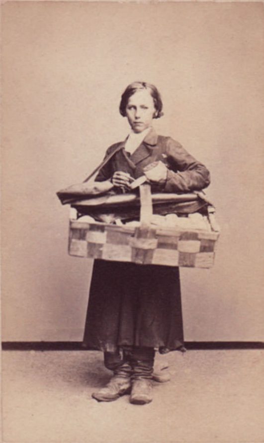 Historical Studio Portraits of Russian Working-Class People From the ...