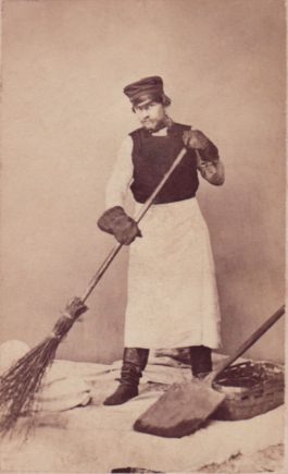 Historical Studio Portraits of Russian Working-Class People From the ...