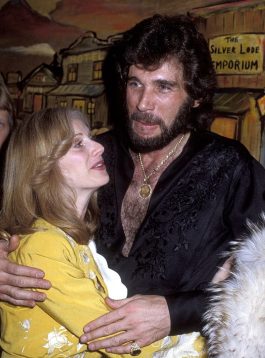 Sondra Locke: Life Story and Gorgeous Photos of Charismatic Actress ...