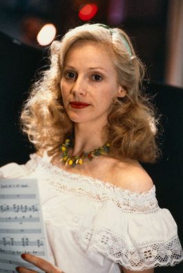 Sondra Locke: Life Story and Gorgeous Photos of Charismatic Actress ...