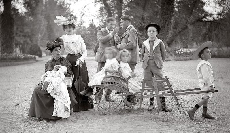 France in the Early 20th Century: Fascinating Historical Photos ...