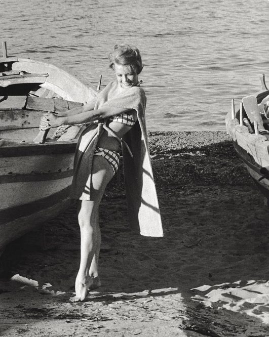 Angie Dickinson Life Story And Gorgeous Photos From Her Life And
