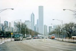 A Look Back at Chicago in the Mid-1990s Through these Stunning Photos