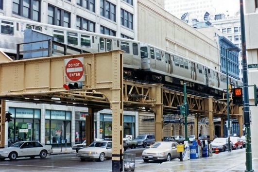 A Look Back at Chicago in the Mid-1990s Through these Stunning Photos