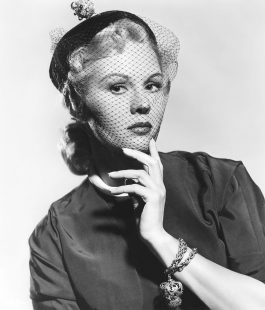 Virginia Mayo: Life Story and Beautiful Photos from her Life and Early ...