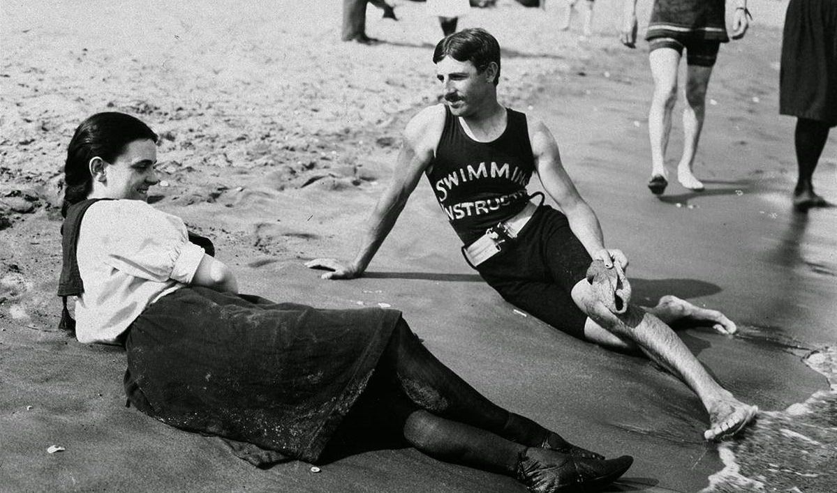 Fascinating Historical Photos of Swimwear Styles from the Victorian Era