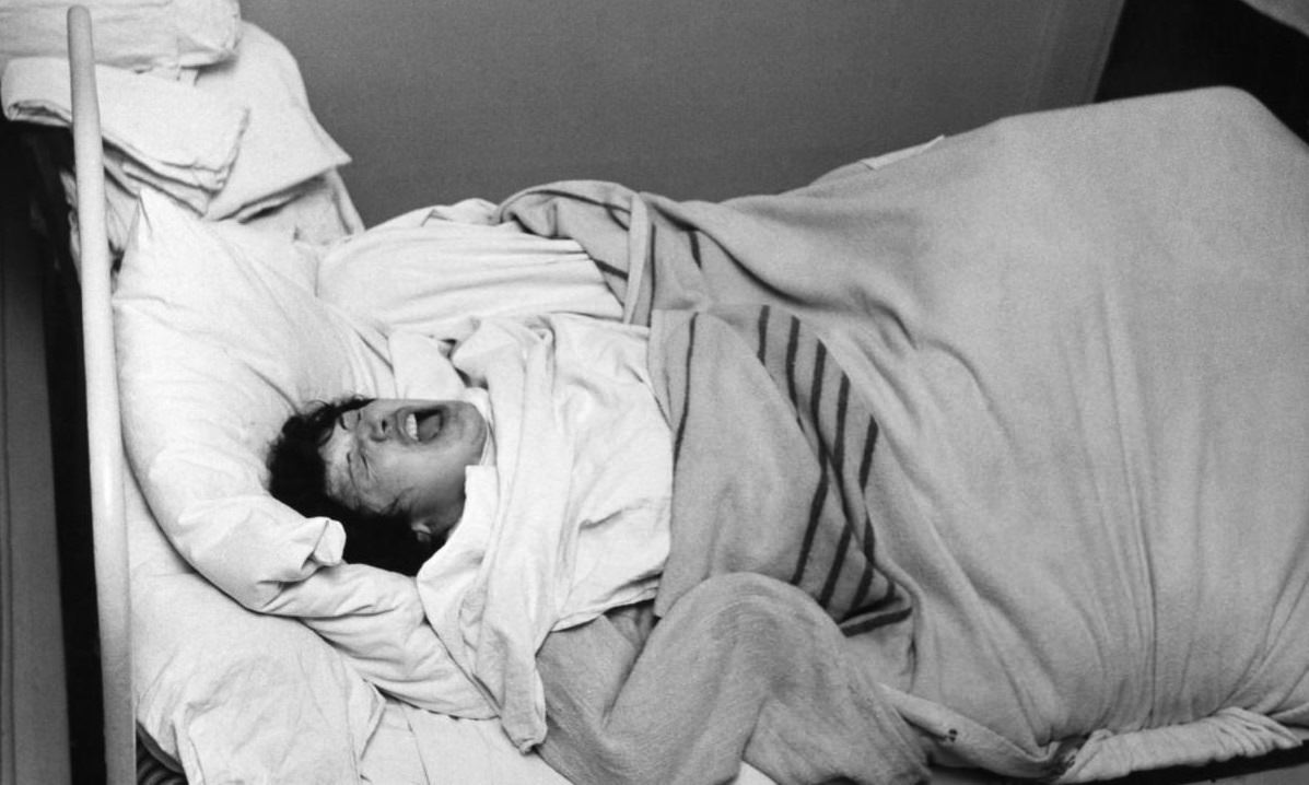 French Psychiatric Hospitals 1950s: Historical Photos that Depict the ...