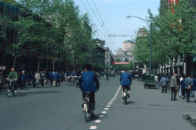 What Shanghai looked like in the 1970s Through Fascinating Vintage Photos