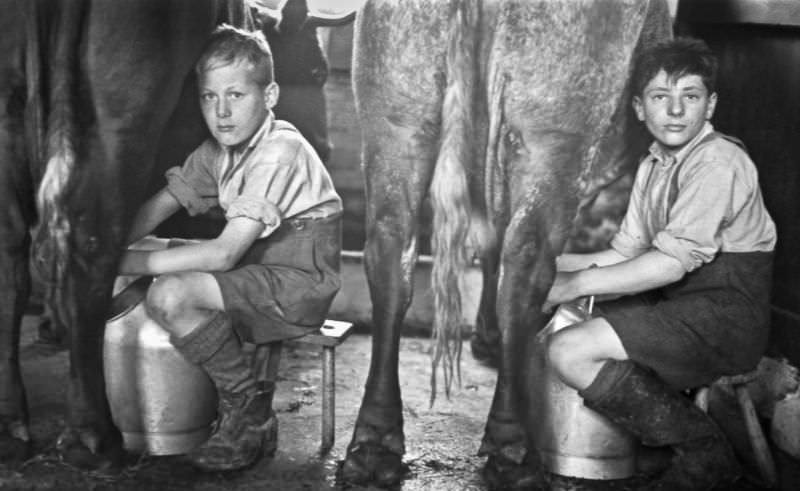 Spectacular Photography of Edwin Smith capturing Places, Time and Life