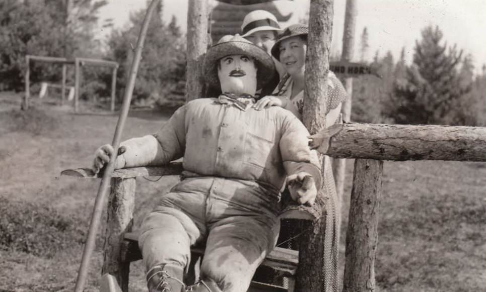 What Scarecrows looked like in the Past Through these Historical Photos