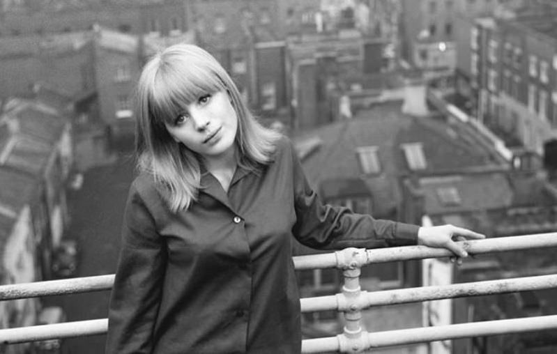Beautiful Photos of Marianne Faithfull by Doreen Spooner in London, 1964