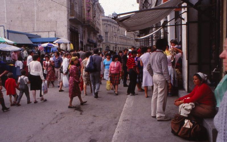 What Romania looked like in 1990, just after the Romanian Revolution