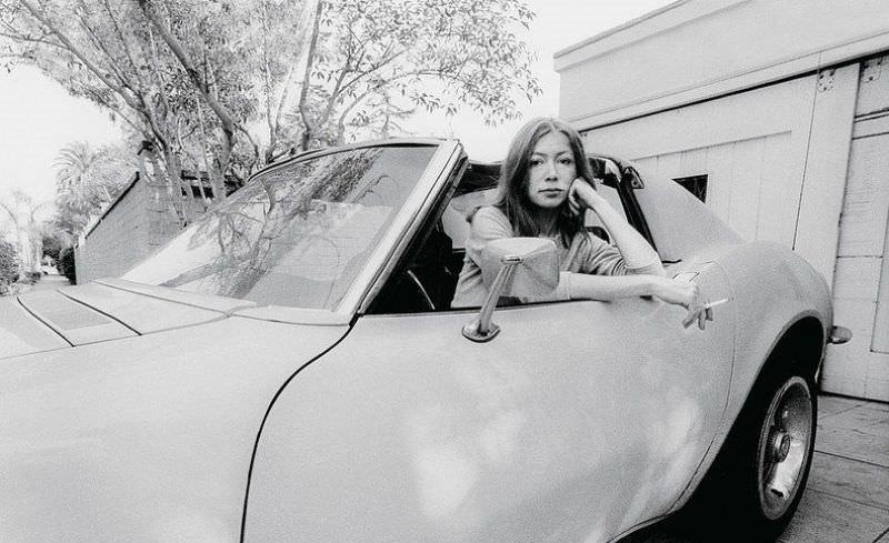 Joan Didion: Life Story and Fabulous Photos of the Legendary American ...