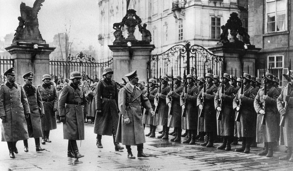 Historical Photos of German Occupation of Czechoslovakia, 1938-1939