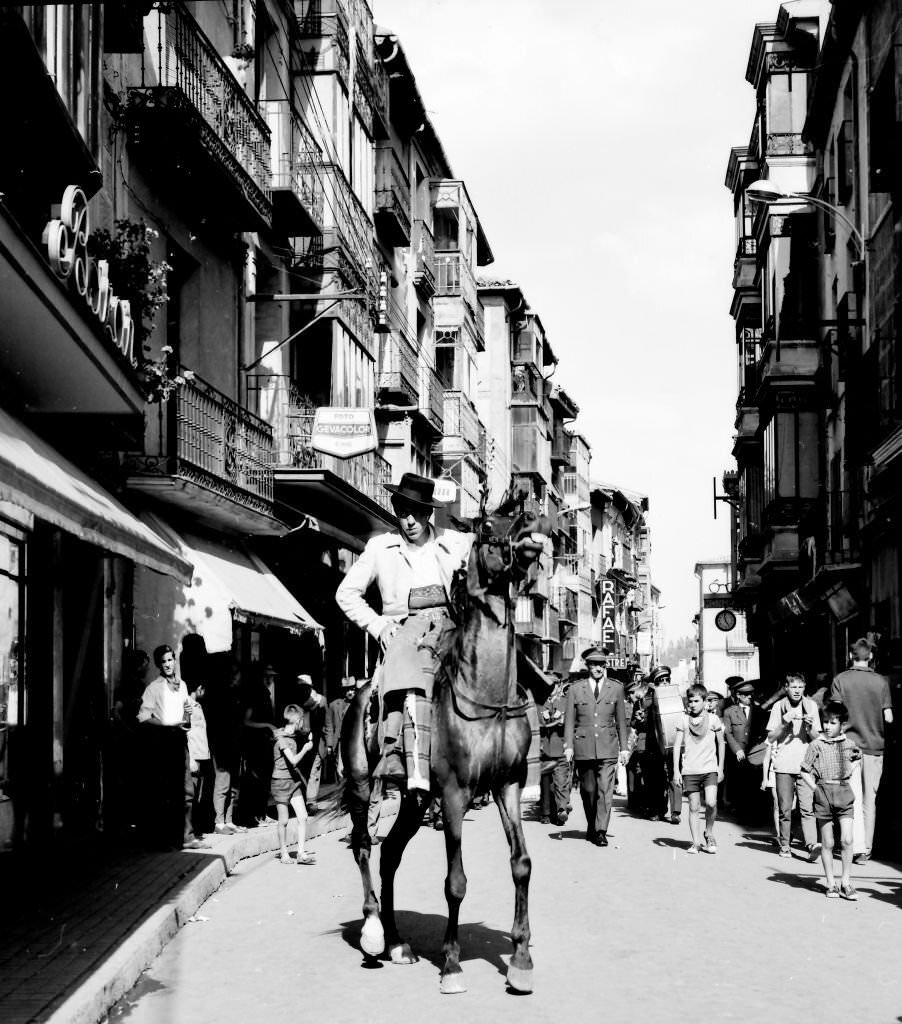 What Madrid, Spain looked like in the 1960s Through These Fascinating ...