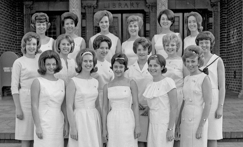 Fascinating Student Life at Fresno State College in the 1960s