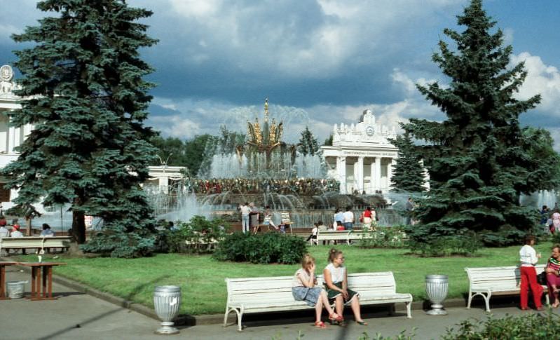 Step into History: Stunning Street Scenes from Eastern Europe 1989