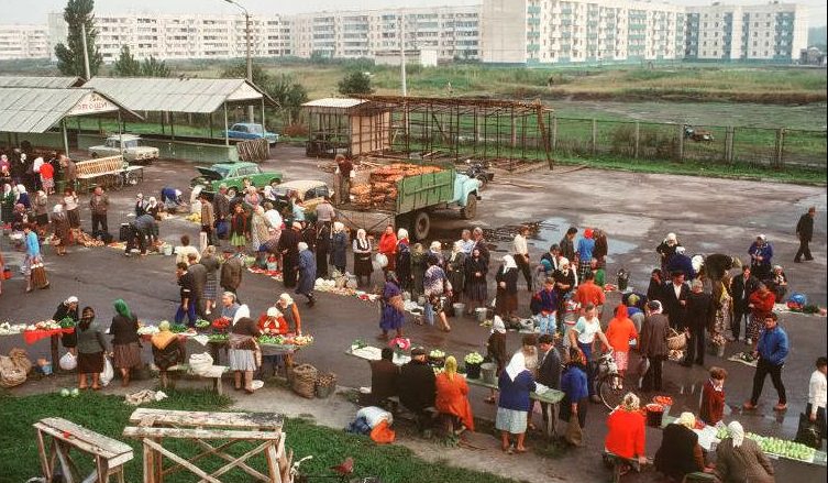 A Look into Everyday Life in the Ukrainian SSR: The 1980s Under Soviet ...