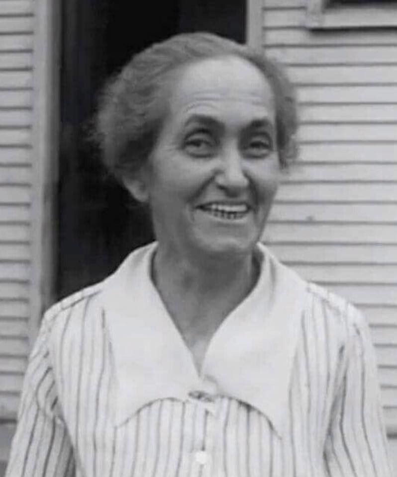 Ruth Disney's Instagram, Twitter & Facebook on IDCrawl