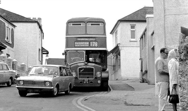 Stunning Candid Photos of Everyday Life and Buses in the 1970s Devon