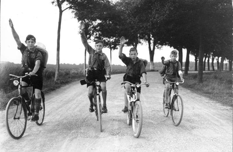 Vintage Photographs Document Hitler Youth's Lives During the 1930s